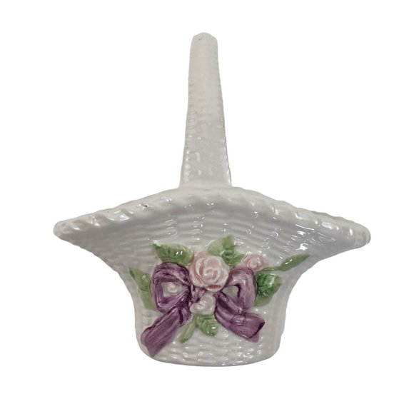 Lefton | Accents | Geo Z Lefton Basket Figurine Porcelain White Flowers ...